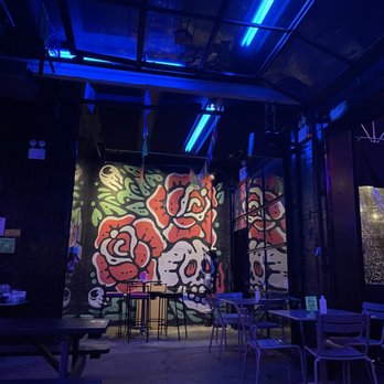 CHILO’S - Updated January 2025 - 231 Photos & 246 Reviews - 323 ...