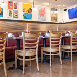 5 SPOT - Updated July 2025 - 978 Photos & 1400 Reviews - 1502 Queen ...