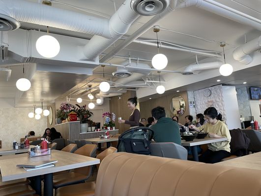 PHO 68 RICHMOND - Updated August 2024 - 33 Photos - 150 - 4651 No. 3 ...