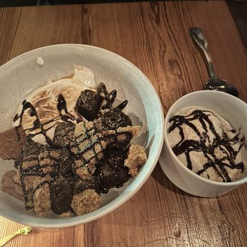 JM CURLEY - Updated June 2024 - 552 Photos & 883 Reviews - 21 Temple Pl ...