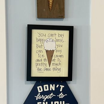 SCOOPS ICE CREAM - Updated October 2025 - 22 Photos & 44 Reviews - 3331 ...