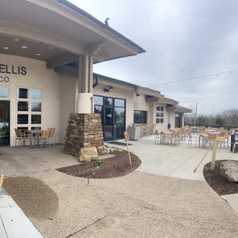 TALL TRELLIS BREW CO - Updated October 2024 - 70 Photos & 44 Reviews ...