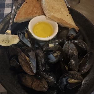 BLEU - Updated January 2025 - 221 Photos & 320 Reviews - 10 Market St ...