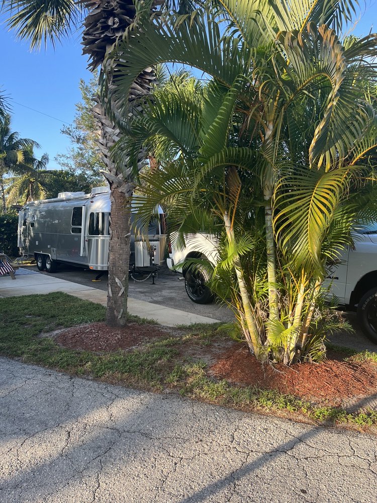 NEOPOLITAN COVE RV RESORT - Updated February 2025 - 12 Photos - 3790 ...