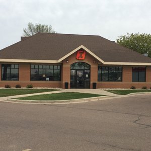 FIRST INTERSTATE BANK - Updated July 2024 - 1305 E Cedar St, Brandon ...