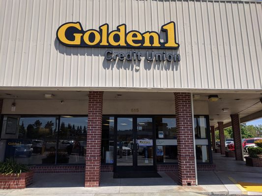 GOLDEN 1 CREDIT UNION - Updated April 2026 - 10 Photos & 39 Reviews ...