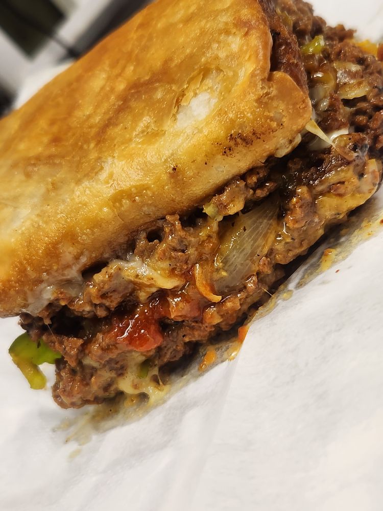 TRAP HOUSE CHICKEN - Updated December 2024 - 7820 Lakeland Ave ...