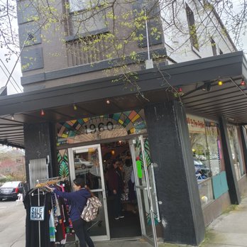 MAGPIE - Updated January 2026 - 35 Photos & 28 Reviews - 1960 SE ...