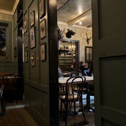 FREEMANS - Updated January 2026 - 2213 Photos & 2289 Reviews - Freeman ...