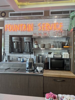 CONNIE’S DINER - 167 Photos & 173 Reviews - 205 E Main St, Waterloo ...