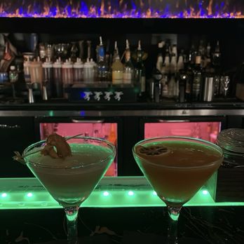 BABS SECRET LOUNGE - Updated January 2026 - 96 Photos & 48 Verified ...