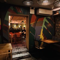 NAKS - Updated August 2025 - 826 Photos & 245 Reviews - 201 1st Ave ...