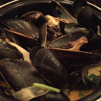 CAFÉ LULUC - Updated May 2025 - 1811 Photos & 1694 Reviews - 214 Smith ...