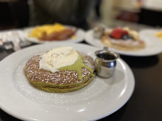 BEA BEA’S - 4690 Photos & 4126 Reviews - Breakfast & Brunch - 353 N ...