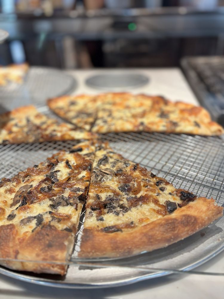 ANDY’S PIZZA - BALLSTON - Updated June 2026 - 61 Photos & 118 Reviews ...
