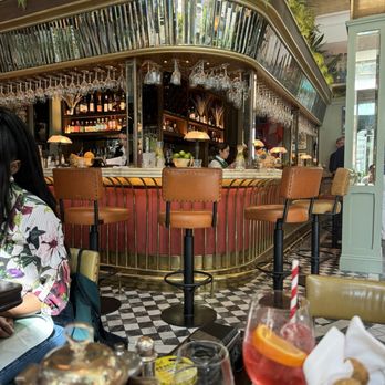 THE IVY - Updated April 2025 - 115 Photos & 52 Reviews - 66 Victoria ...