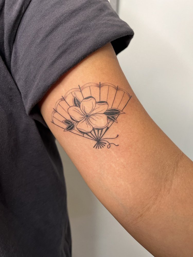 FINE LINE TATTOO - Request an Appointment - 24 Photos - 520 17 Avenue ...