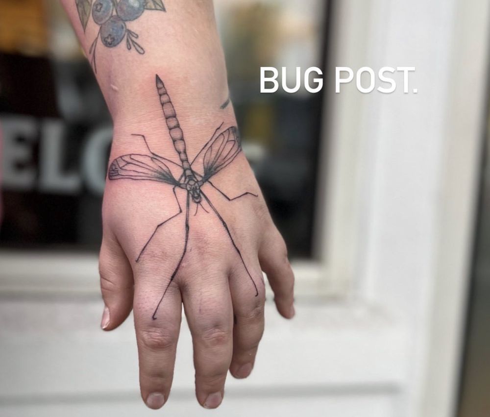 QUEEN BEE TATTOO & SALON - Updated October 2025 - 48 Photos & 39 ...