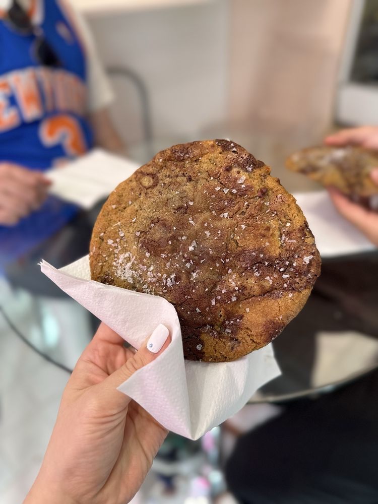 THE PASTRY BOX - Updated May 2024 - 108 Photos & 23 Reviews - 515 E ...