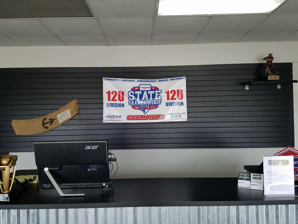 LANDON POWELL’S HIT HOUSE - Updated August 2025 - 1007 Mauldin Rd ...