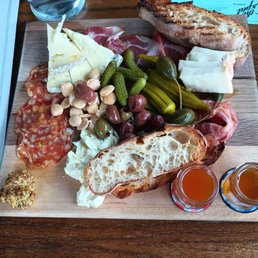 THE EXPAT - Updated December 2025 - 58 Photos & 81 Reviews - 1680 S ...