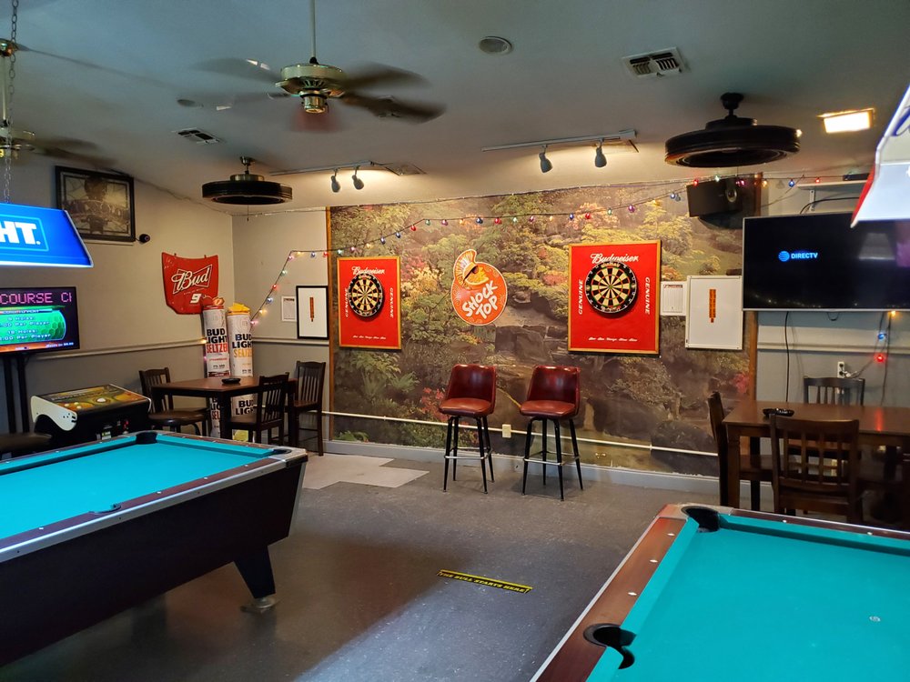 SALLYRICKS BAR - Updated June 2024 - 536 N Ridgewood Dr, Sebring ...