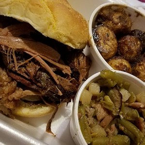 FATBACK’S BARBECUE - 41 Photos & 57 Reviews - 1334 Linden Ave, Dayton ...