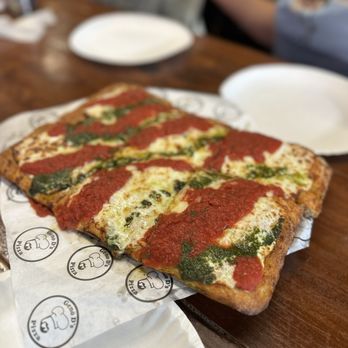 GENO D’S PIZZA - Updated December 2025 - 365 Photos & 293 Reviews - 224 ...