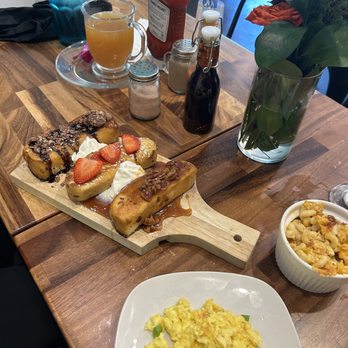 TOAST CAFE - Updated November 2024 - 152 Photos & 73 Reviews - 500 S ...