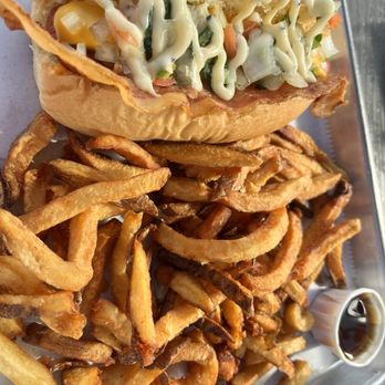 BOSS DAWGZ - Updated July 2024 - 86 Photos & 106 Reviews - 5520 Lincoln ...