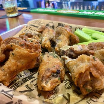 PERRYTOWN TAP HOUSE - Updated October 2025 - 64 Photos & 24 Reviews ...