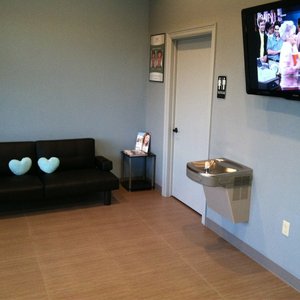 RED SQUARE DENTAL & ORTHODONTICS - Updated May 2025 - 60 Photos - 2708 ...