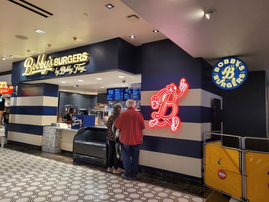 BOBBY’S BURGERS BY BOBBY FLAY - Updated August 2024 - 119 Photos & 84 ...