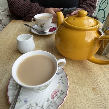 THE ENGLISH ROSE CAFE AND TEA SHOP - Updated May 2024 - 420 Photos ...