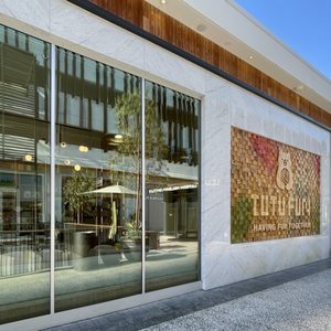 COLOR ME MINE - Updated December 2025 - 14 Photos - 654 N Larchmont ...