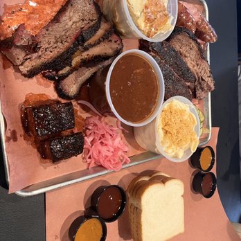 INTERSTELLAR BBQ - Updated July 2024 - 1053 Photos & 586 Reviews ...