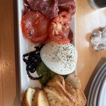 UPPER CRUST WOOD FIRED PIZZA - Updated December 2025 - 394 Photos & 329 ...