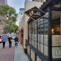 VIOLET BISTRO - Updated July 2025 - 453 Photos & 318 Reviews - 1121 ...