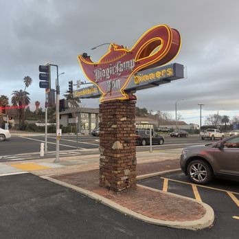 THE MAGIC LAMP INN - Updated February 2025 - 220 Photos & 119 Reviews ...