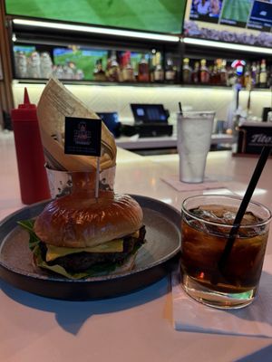 BEER AND GRILL KITCHEN & BAR - Updated June 2026 - 2712 Richmond Ave ...