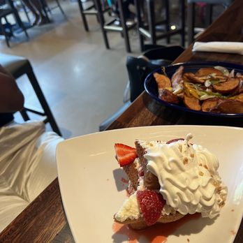 THE BLOCK - 373 Photos & 321 Reviews - 3919 Woodward Ave, Detroit ...