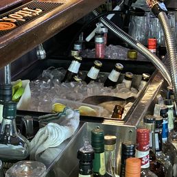 TWIN DOOR TAVERN - Updated January 2025 - 192 Photos & 160 Reviews - 122 W Pleasant Ave, Maywood ...