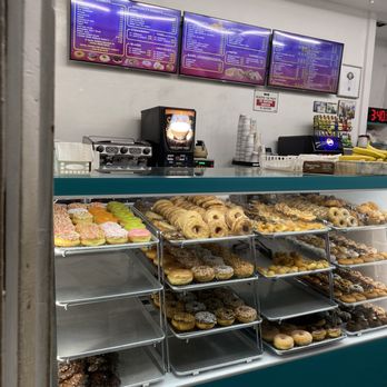 SEASIDE DONUTS BAKERY - Updated November 2024 - 1672 Photos & 1900 ...