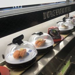 KURA REVOLVING SUSHI BAR - Updated August 2025 - 330 Photos & 196 ...