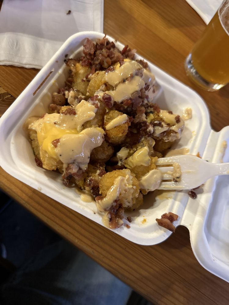 WOLFS HEAD BURGERHOUSE - Updated June 2024 - 13551 SE 145th Ave, Happy ...