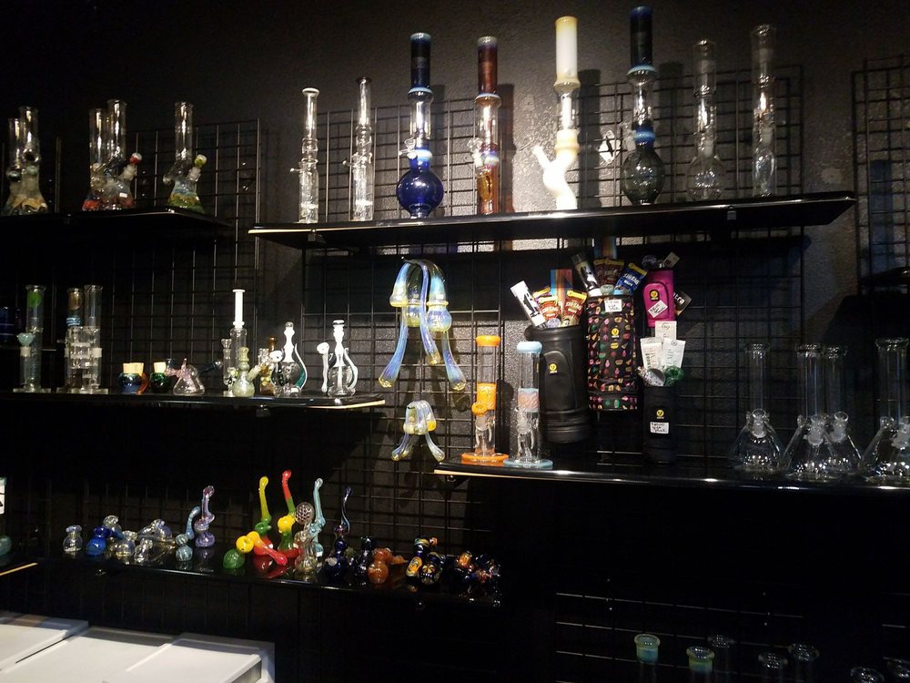 PUFF’S SMOKE SHOP - Updated April 2025 - 10 Photos & 12 Reviews - 1796 ...