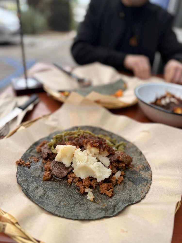 KOMAL - Updated October 2025 - 202 Photos & 70 Reviews - 3655 S Grand ...