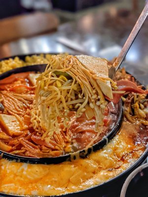 TABOM - Updated January 2025 - 290 Photos & 123 Reviews - 1536 Robson ...