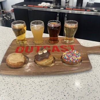 OUTCAST DOUGHNUTS - Updated June 2025 - 250 Photos & 148 Reviews - 104 ...