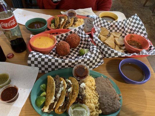 BIRRIA KING FANNETT - Updated June 2025 - 13 Photos - 15229 TX-124 ...